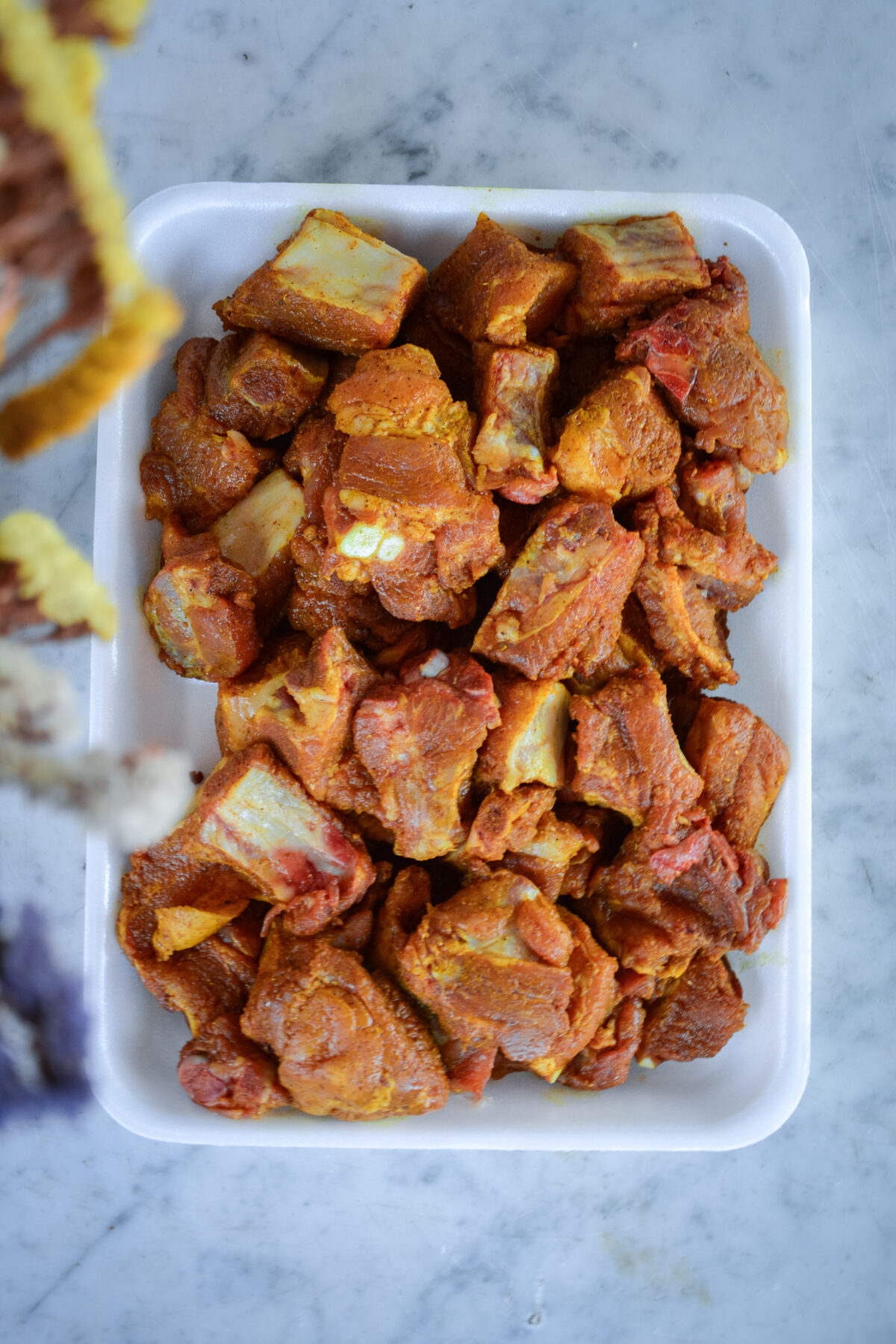 Costella de porc al curry – Pla d'Abella